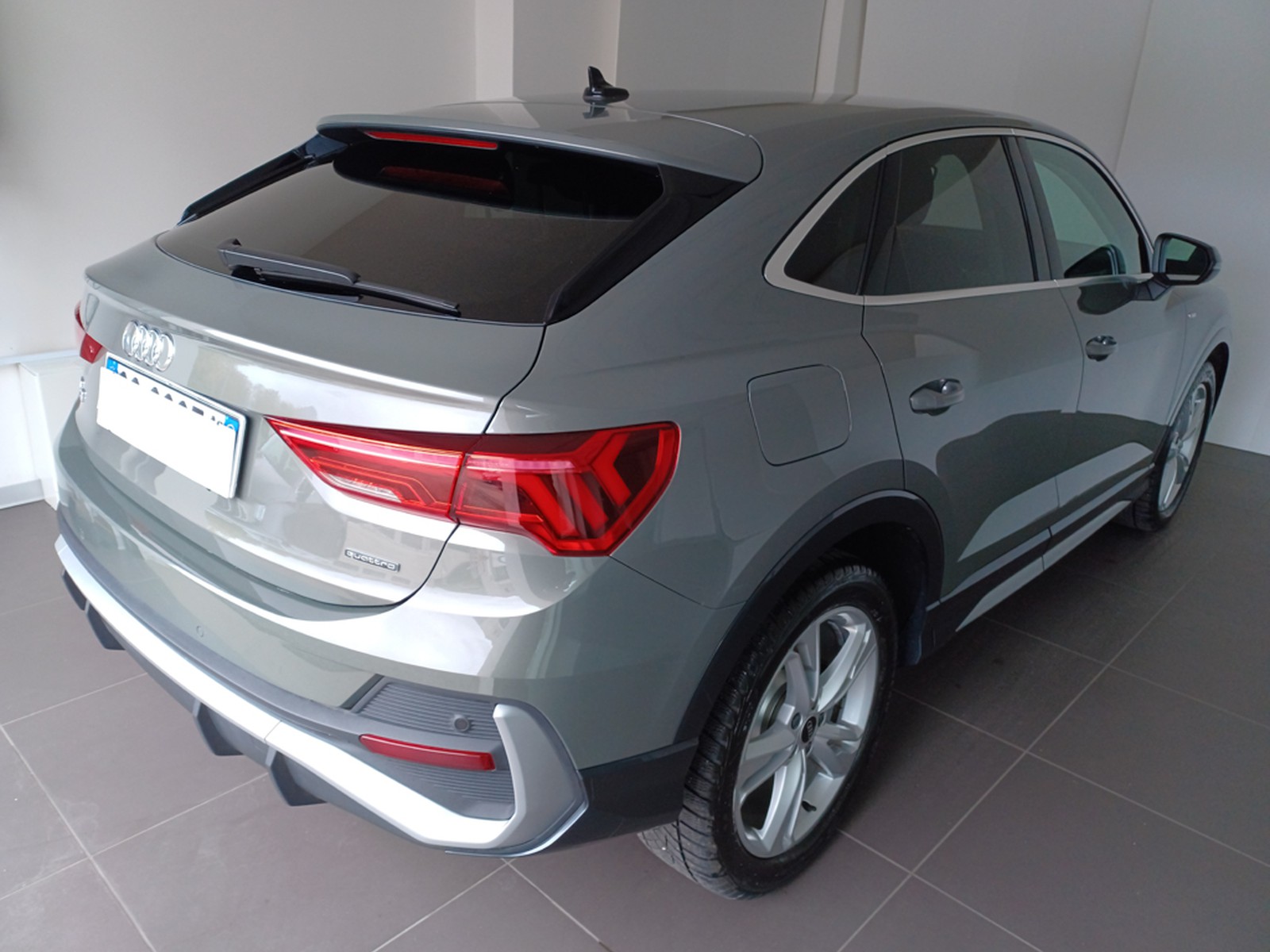 Ricerca audi Q3 nuovo,usato,km0