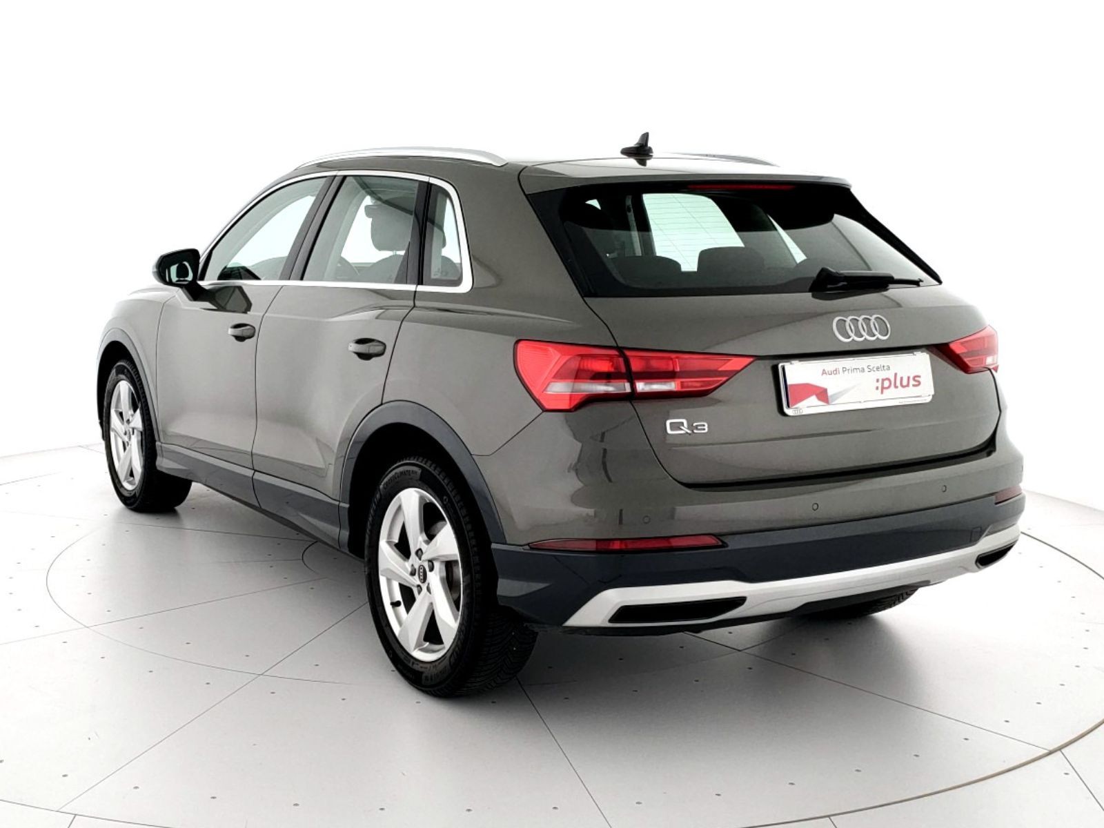 Ricerca audi Q3 nuovo,usato,km0